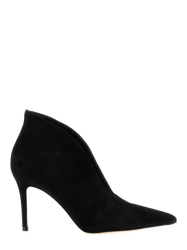 GIANVITO ROSSI Vania Suede Bootie - Black