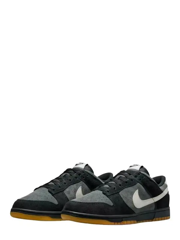 Nike Dunk Low Retro Se Sneakers - Black