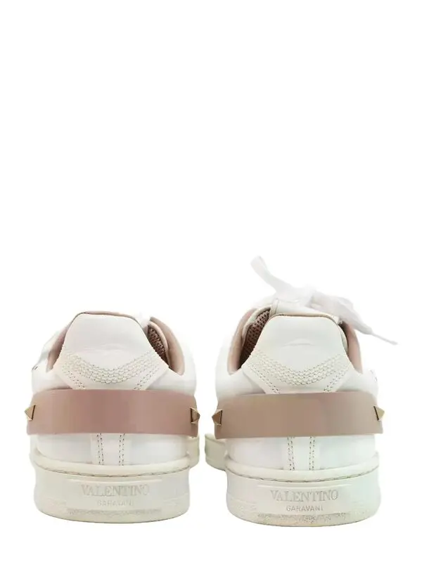 Valentino Garavani Leather Low-top Sneakers - White