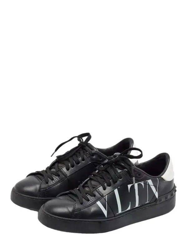 Valentino Garavani Vltn Lace-up Sneakers - Black