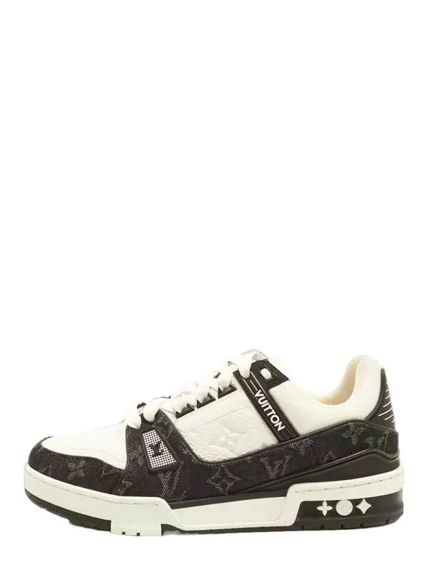 LOUIS VUITTON Monogram Trainer Sneakers - White