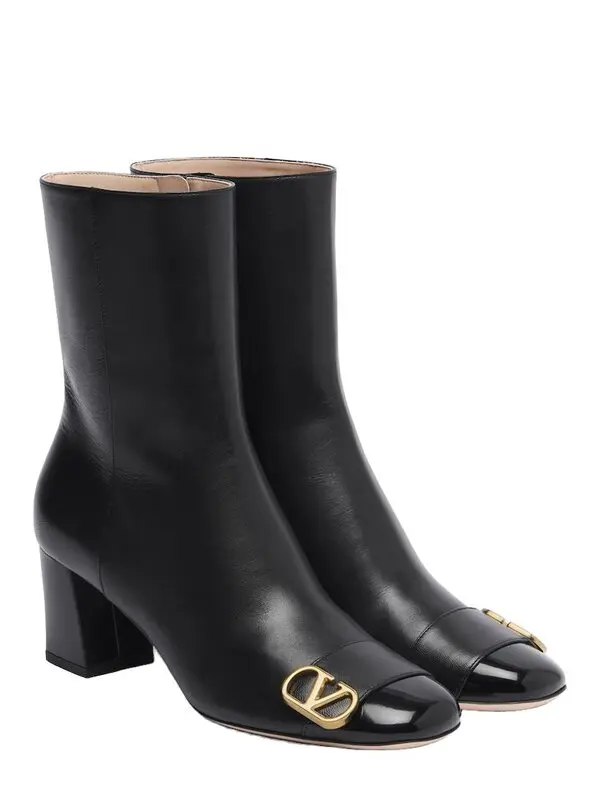 Valentino Garavani Veeside Leather Ankle Boots - Black