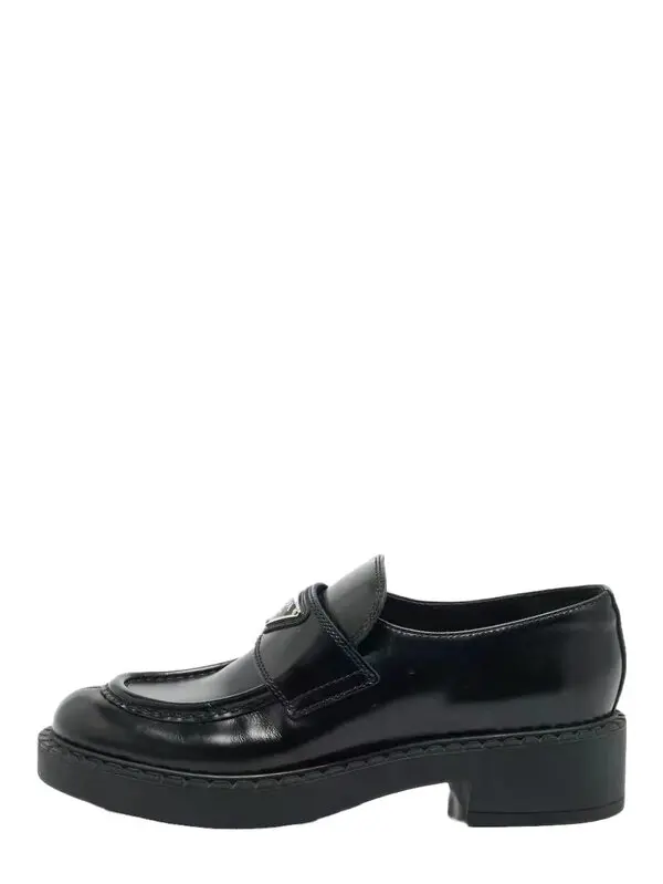 Prada Triangle Logo-plaque Loafers - Black