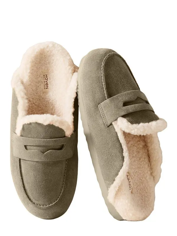 HAVEN WELL WITHIN Suede And Sherpa Moccasin Clogs - Grape Leaf