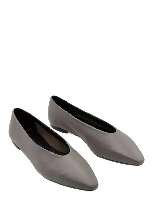 AeydĒ Betty Leather Ballet Flats - Grey
