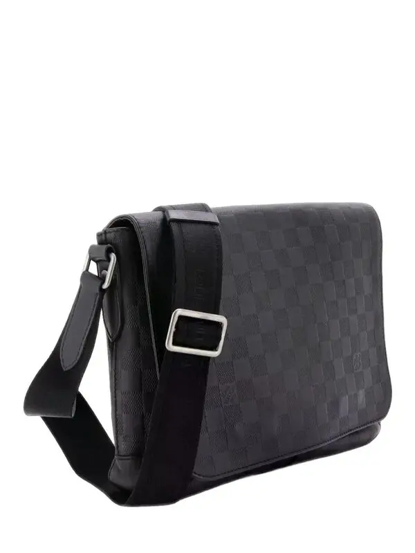 LOUIS VUITTON District Messenger Bag Damier Infini Leather Pm Cross Body Bag - Black
