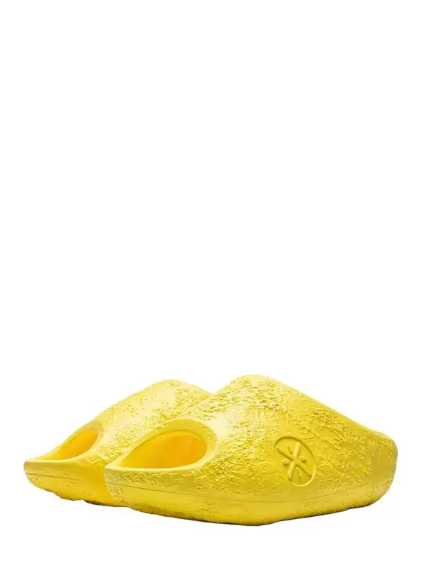 LI-NING Lunar Rock Lite Slides - Yellow