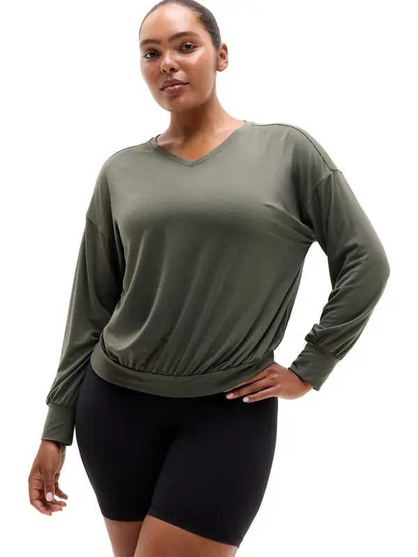 Athleta Move With Ease V-neck Top - Jungle