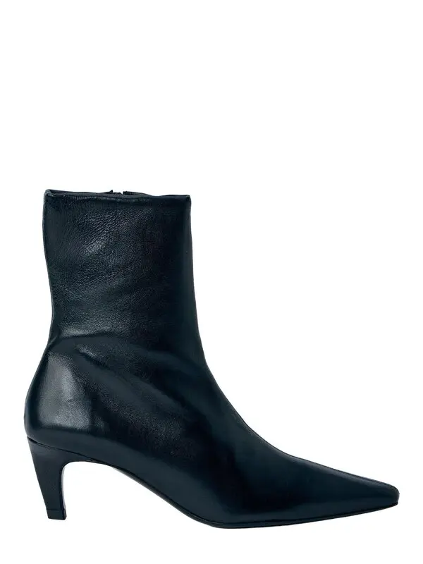 JUDE Cave Ankle Boots - Black