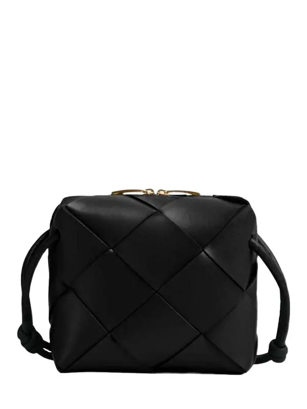 Bottega Veneta Woven Designed Shoulder Bag - Black