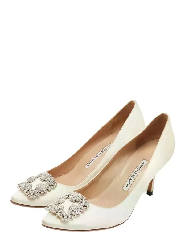Manolo Blahnik Hangisi Pointed-toe Pumps - Neutrals
