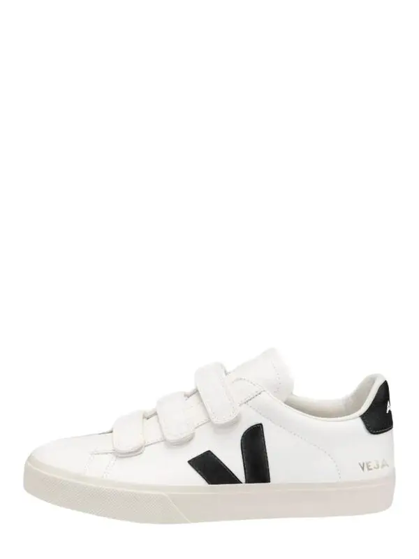 VEJA Recife Low-top Sneakers - White/black