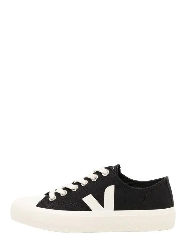VEJA Wata Ii Low-top Sneakers - Black/white