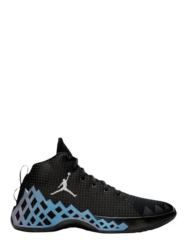 JORDAN Jumpman Diamond Mid Sneakers - Black