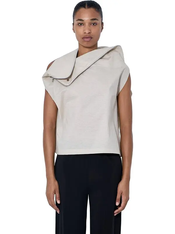 Issey Miyake Asymmetric Zip Detail Top - Cream