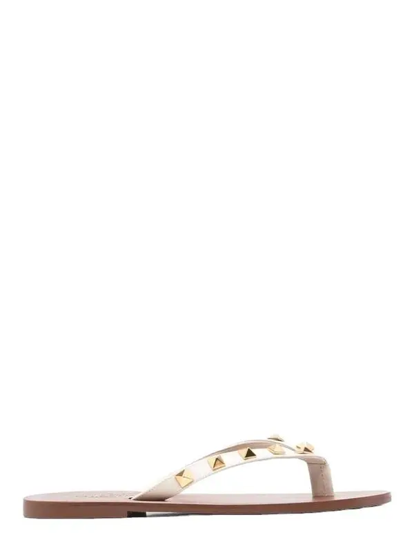 Valentino Garavani Rockstud Embellished Thong Sandals - Cream