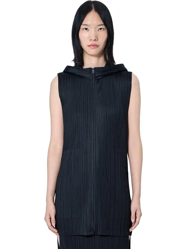 Issey Miyake Pleated Zip-front Sleeveless Tio - Black