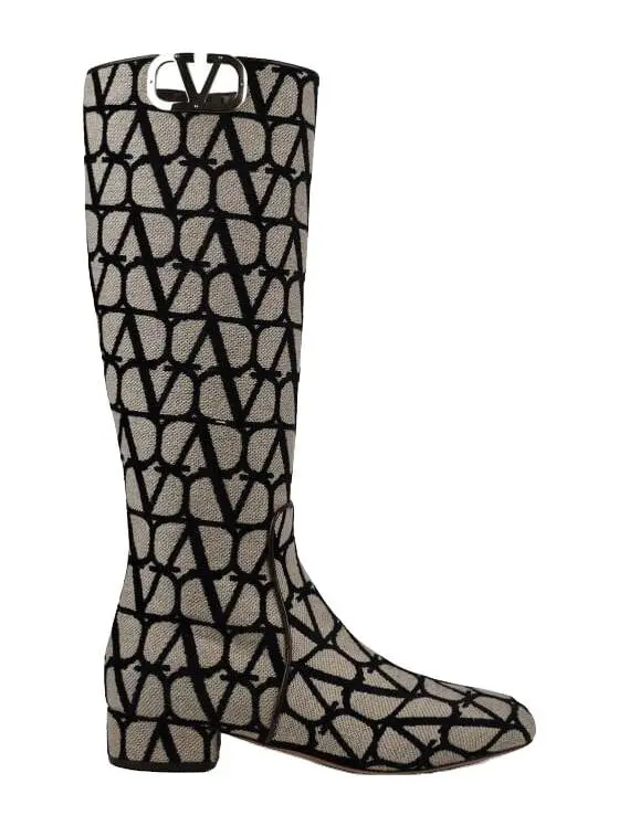 Valentino Garavani Vlogo Boots - Cream