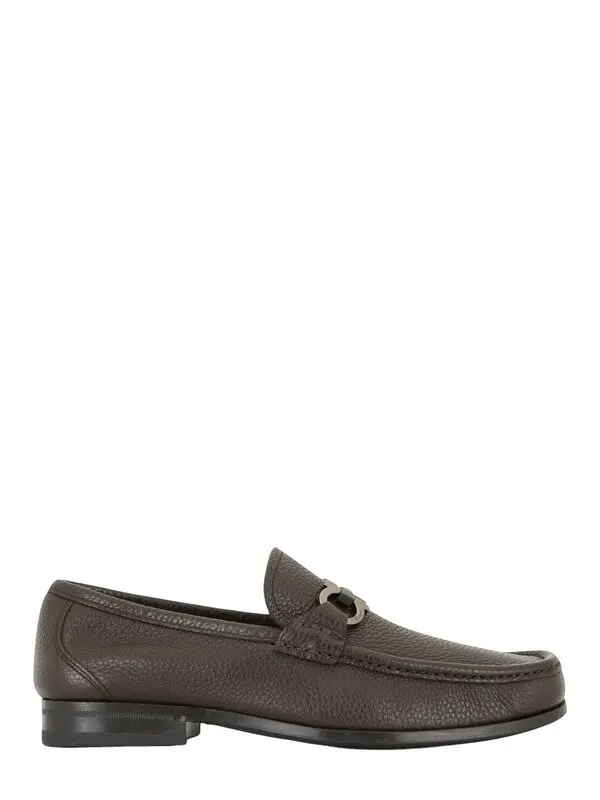 FERRAGAMO Textured Calf Leather Mocassino Grandioso Loafers - Brown