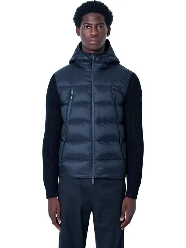 Moncler Hooded Puffer Jacket - Black