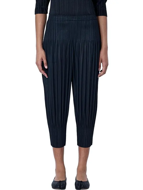 Issey Miyake Pleated Cropped Trousers - Black
