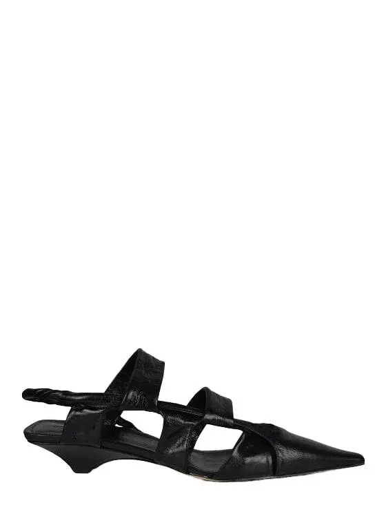 Bottega Veneta Pointed Toe Strappy Sandals - Black