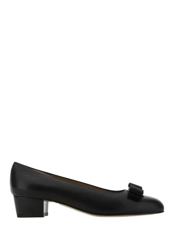 FERRAGAMO Leather Vara Pumps - Black