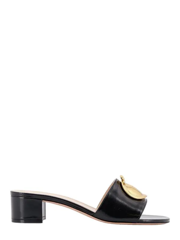 Dior Leather Sandals With Medaillon Logo - Multicolor