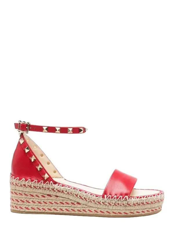 Valentino Garavani Leather Rockstud Wedge Sandals - Red