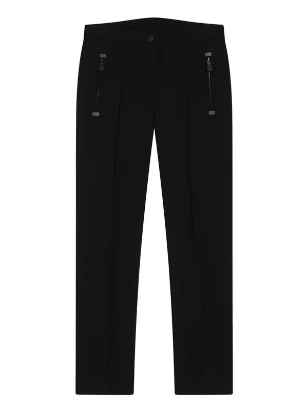 Moncler Slim Trousers In Gore-tex - Black
