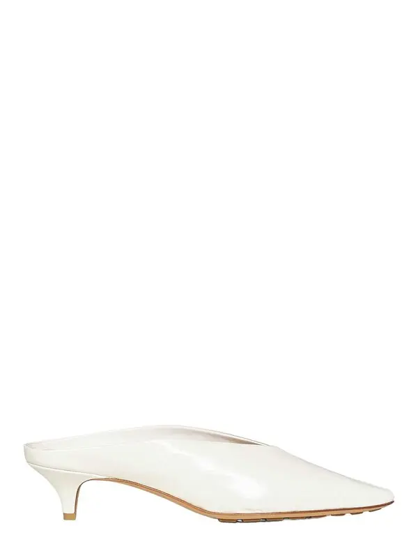 Bottega Veneta Alabaster Shiny Leather Vesta Mule Pumps - Multicolor
