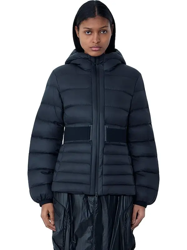 Moncler Magnolia Quilted Puffer Jacket - Black