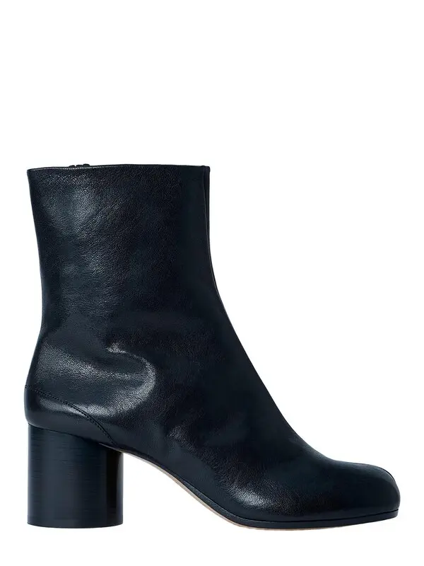 MAISON MARGIELA Tabi Ankle Boots - Black