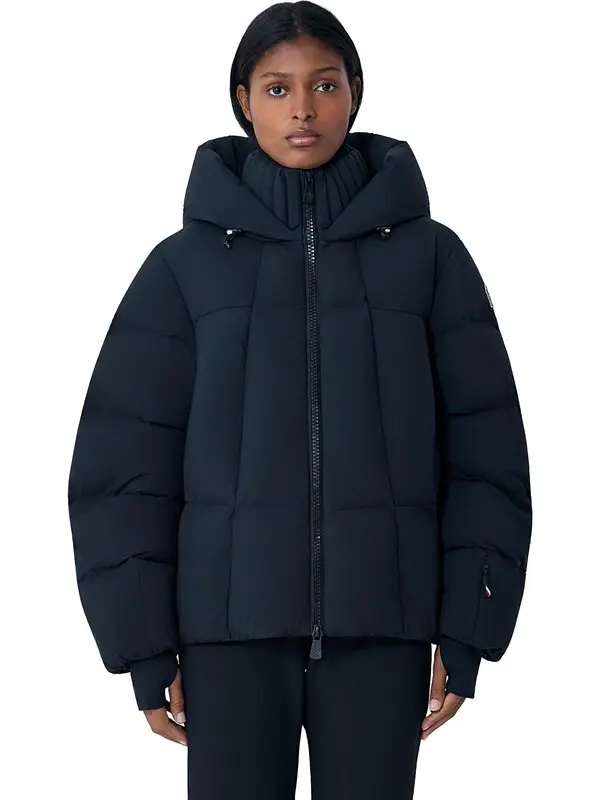 Moncler Bonnieure Short Down Jacket - Black
