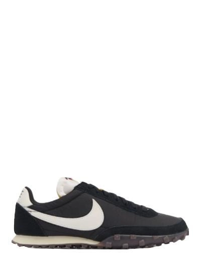 Nike Low-top Sneakers With Chunky Sole - Black