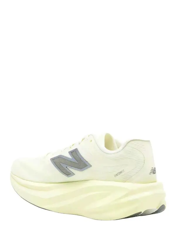 NEW BALANCE Fuelcell Rebel Sneakers - Green
