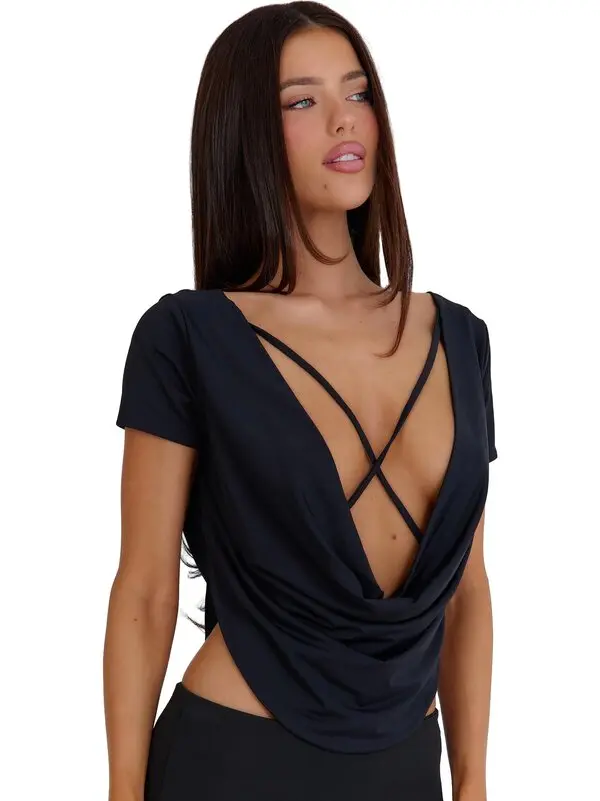 OUTCAST Summa Longline Top - Black