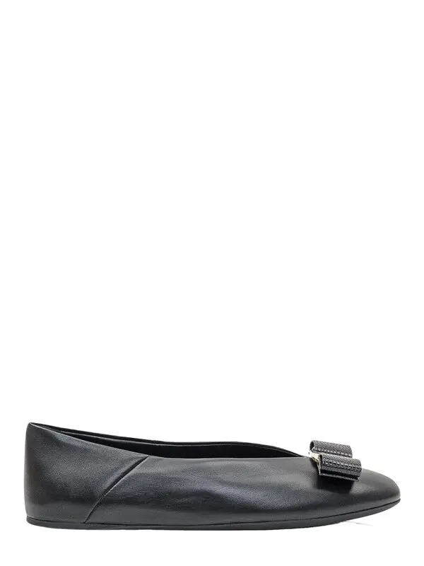 FERRAGAMO Classic Ballerina Flats For All Occasions - Nero