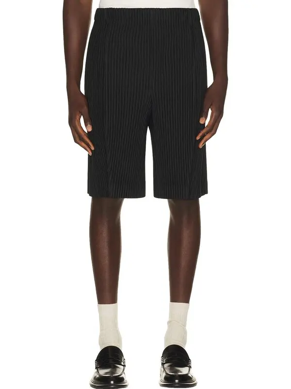Issey Miyake Monthly Colors August Short - Black