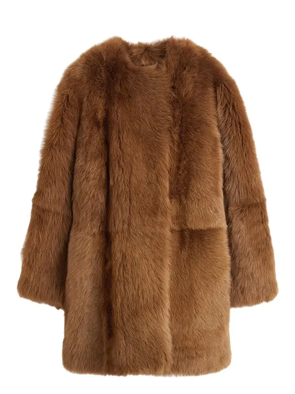 TOTEME Short Shearling Coat - Neutral