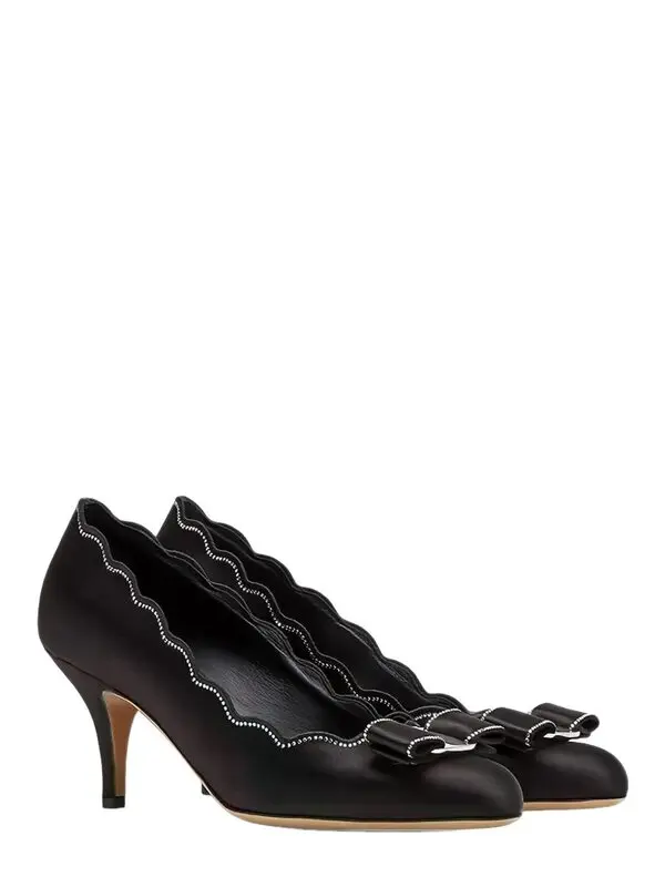 FERRAGAMO Vara Bow Scalloped Pumps - Black