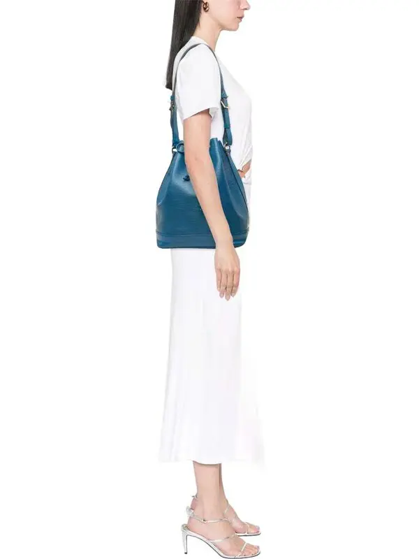 LOUIS VUITTON 1993 Epi Noe Gm Bucket Bag - Blue