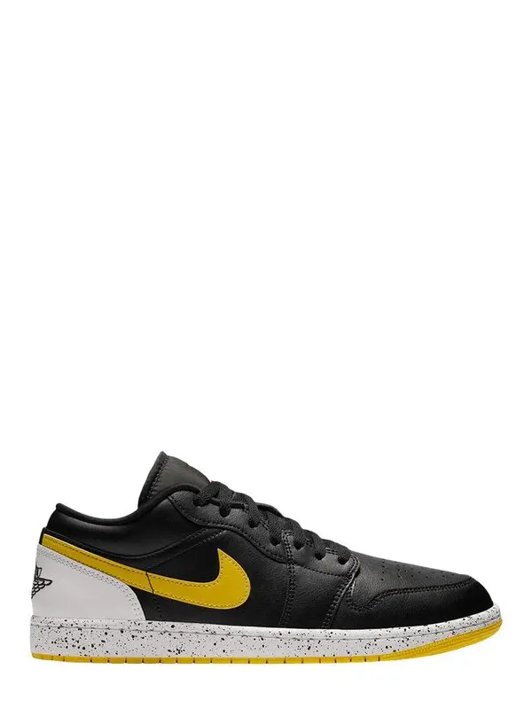 JORDAN 1 Low Sneakers - Black
