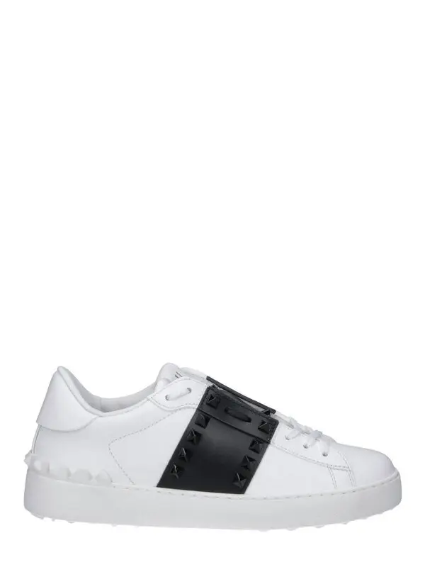 Valentino Garavani Studded Leather Low Top Sneakers - White