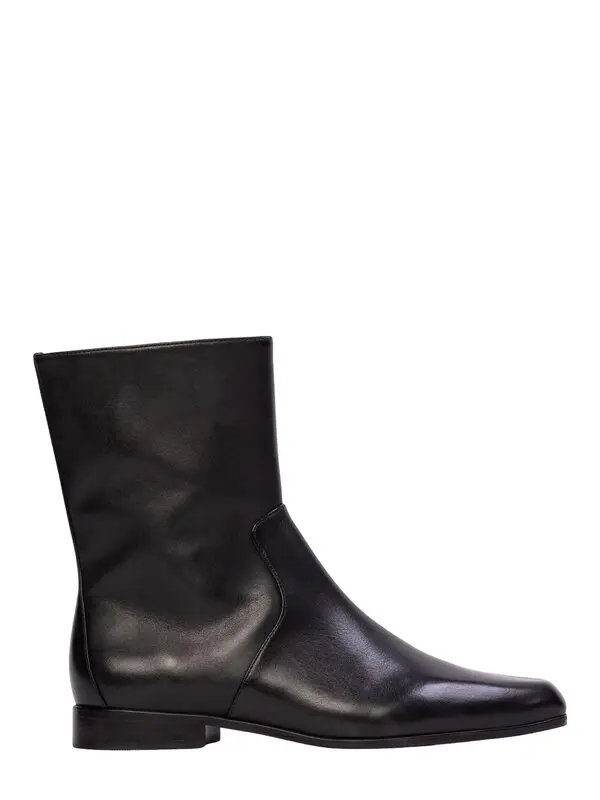 BLACK SUEDE STUDIO Aries Boot - Black Leather