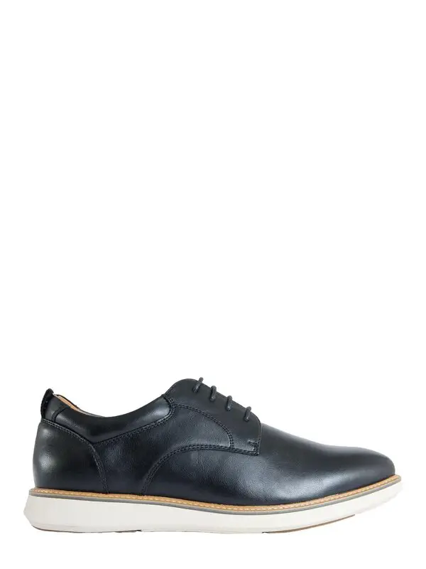 V.GAN LONDON Quinoa Plain Toe Casual Shoe - Black