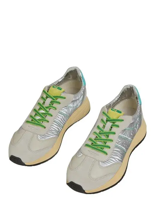 Charlotte Stone Sawyer Sneaker - Silver