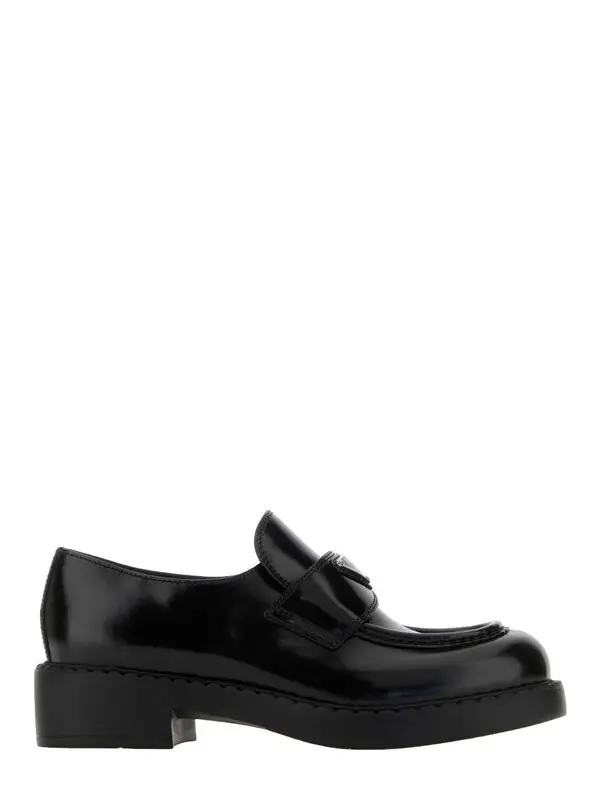 Prada Vitello Loafer - Black