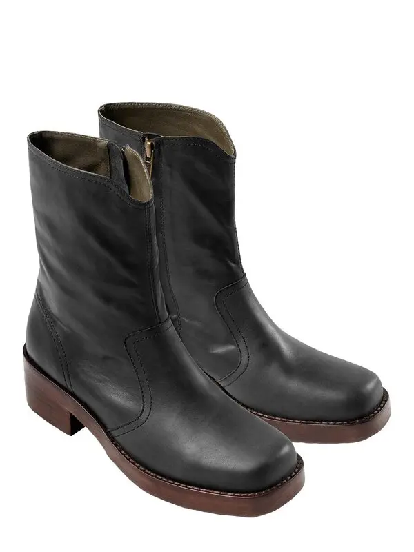 LEANNE FORD, MADE BY BEEK Leanne Ford X Beek Ankle Boots - Black