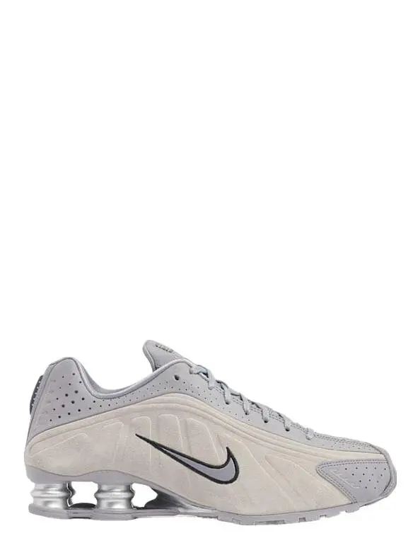 Nike Lace-up Sneakers - Gray